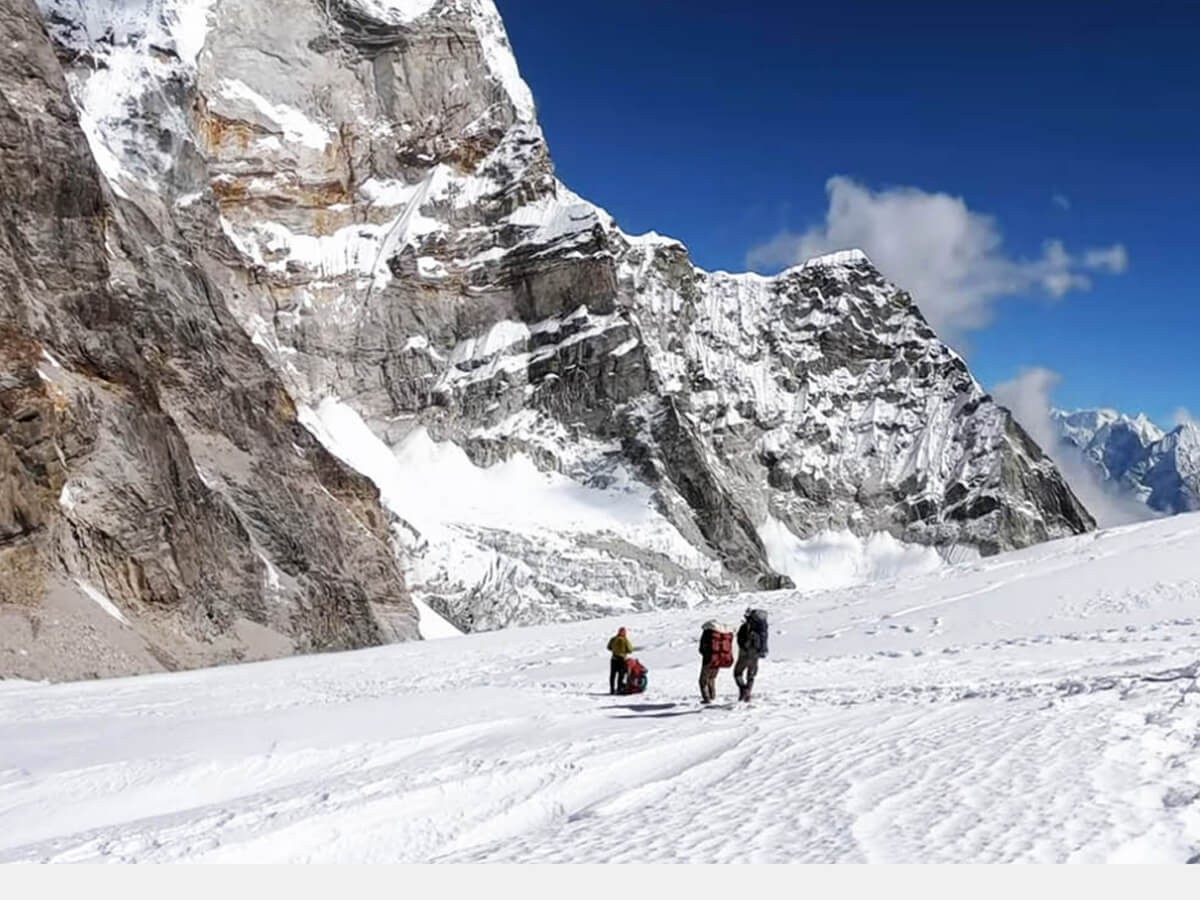 Rolwaling Valley Trek with Tashi Lapcha Pass - 14-Day Expedition 2024